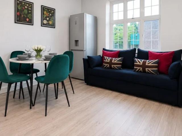 Apartment at Cranleigh Street, Greater London