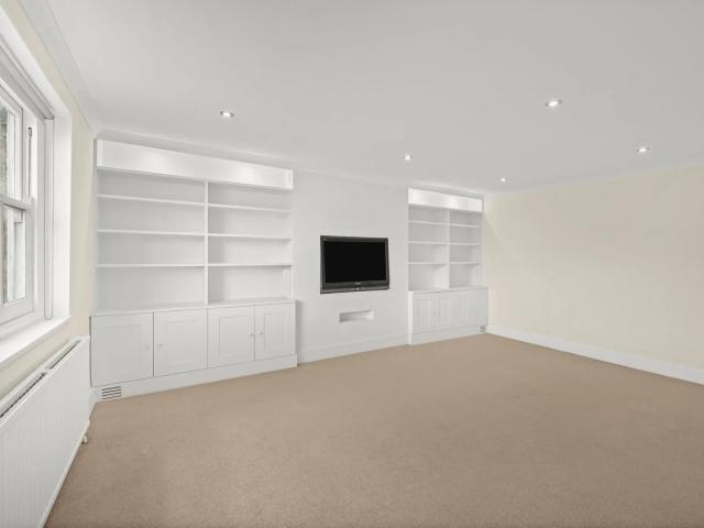 Apartment at Crawford Street, City of Westminster