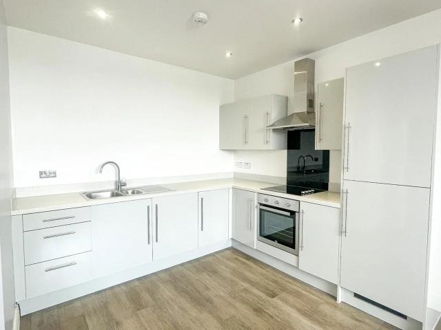 Apartment at Crawley Green Road, Luton