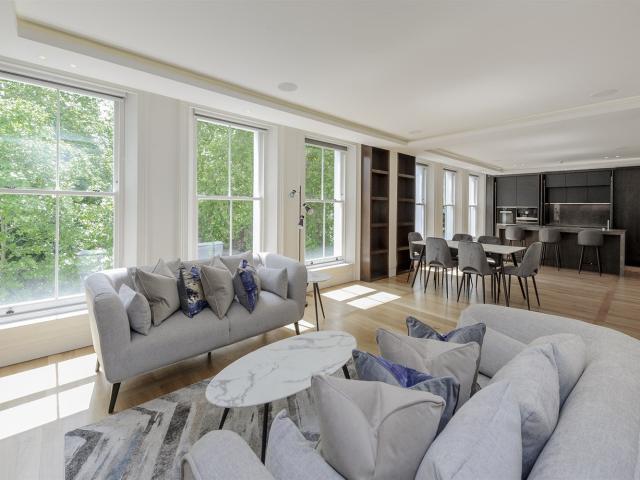 Apartment at Craven Hill Gardens, City of Westminster