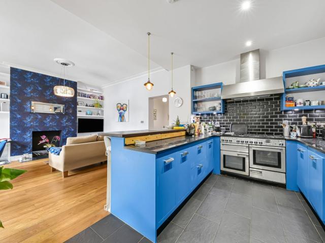 Apartment at Crediton Hill, Greater London