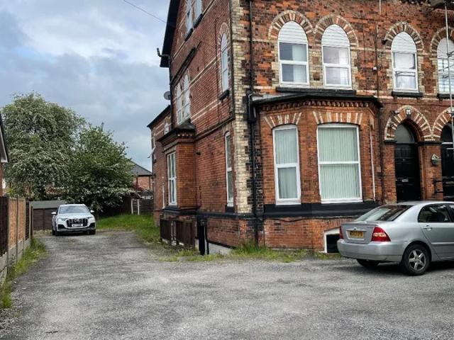 Apartment at Crescent Park, Cheadle