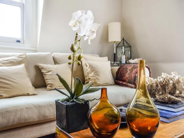 Apartment at Crescent Wood Road, Greater London