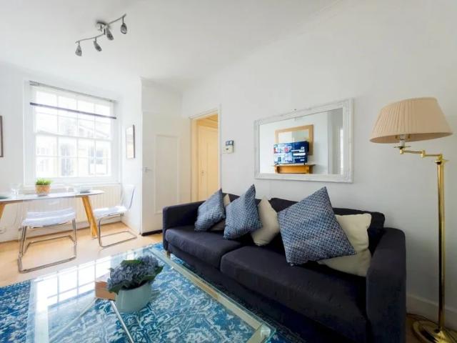 Apartment at Cressy Place, Greater London