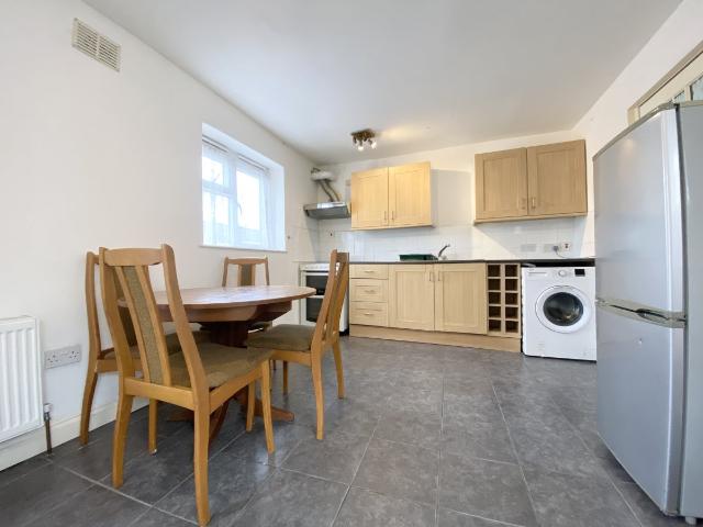 Apartment at Cressage Close, Greater London