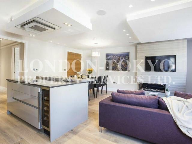 Apartment at Crisp Road, Greater London