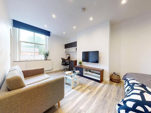 Apartment at Crispin Crescent, Greater London