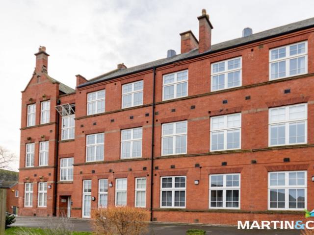 Apartment at Crocketts Lane, Sandwell