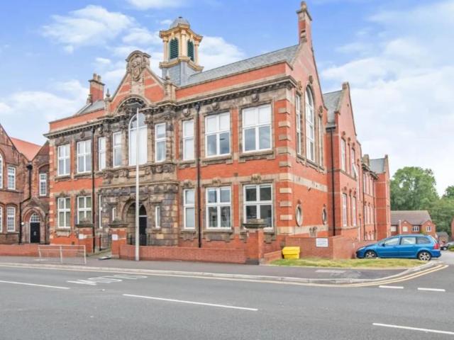 Apartment at Crocketts Lane, Sandwell