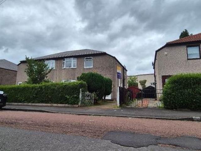 Apartment at Croftend Avenue, Glasgow