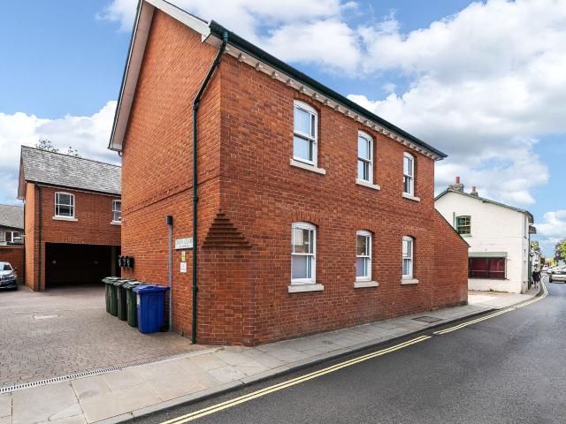 Apartment at Croix Court, Royston