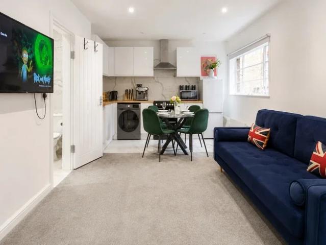 Apartment at Cromer Street, Greater London