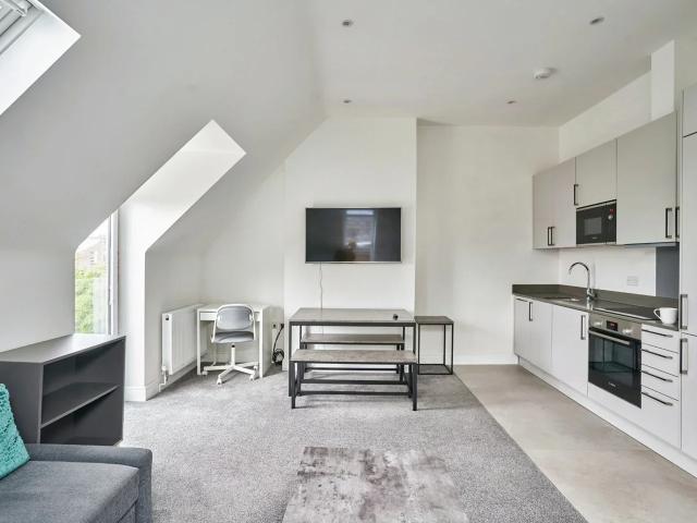 Apartment at Cromford Road, Greater London