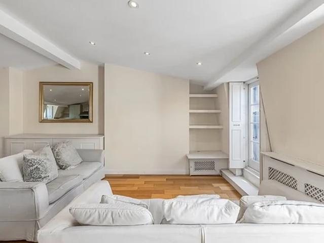 Apartment at Warwick Gardens, London
