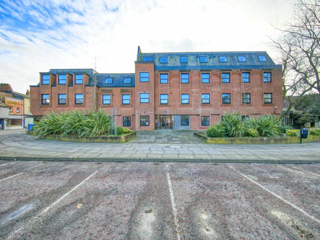 Apartment at Cromwell Square, Ipswich