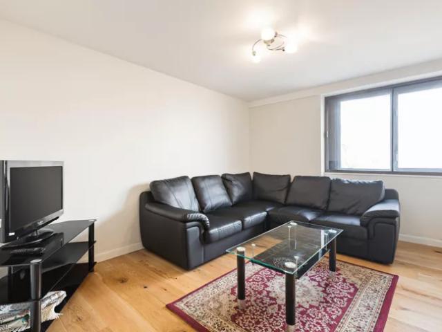Apartment at Cromwell Road, Greater London