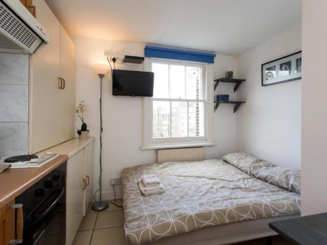 Apartment at Cromwell Road, Greater London