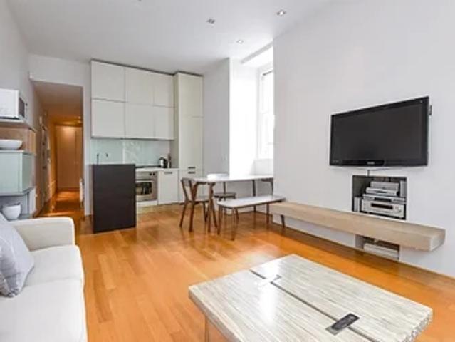 Apartment at Cromwell Road, Greater London