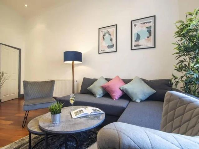 Apartment at Cromwell Road, Greater London