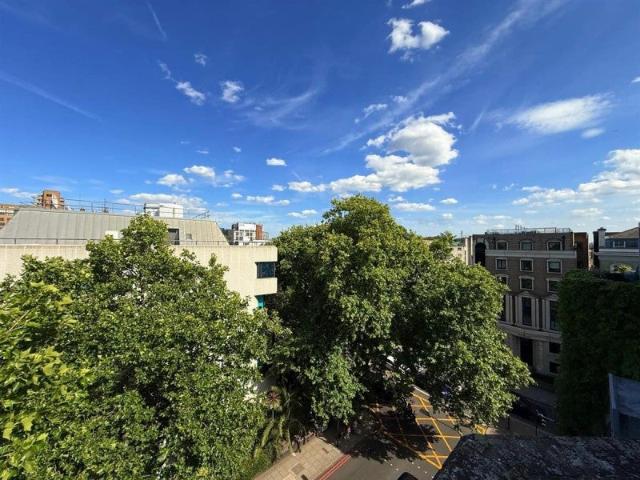 Apartment at Cromwell Road, Greater London