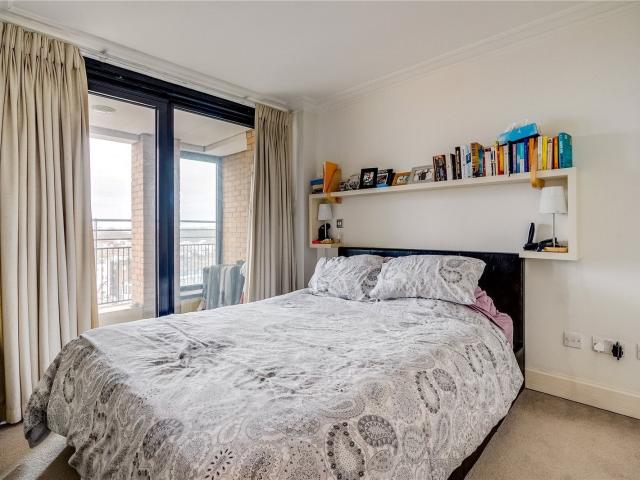 Apartment at Cromwell Road, Greater London