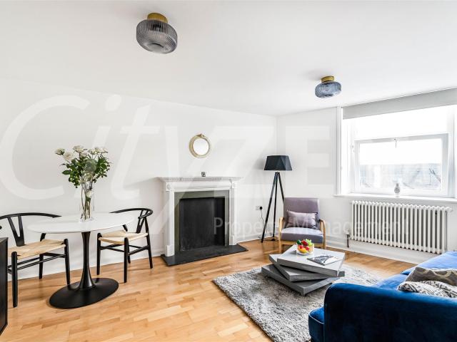 Apartment at Cromwell Road, Greater London