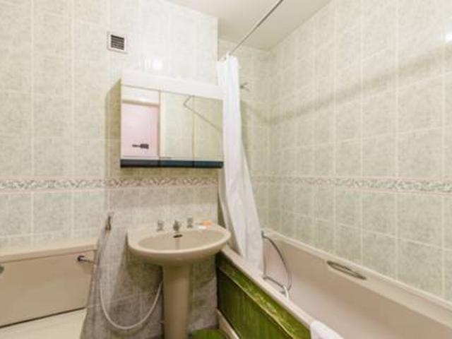 Apartment at Cromwell Road, Greater London