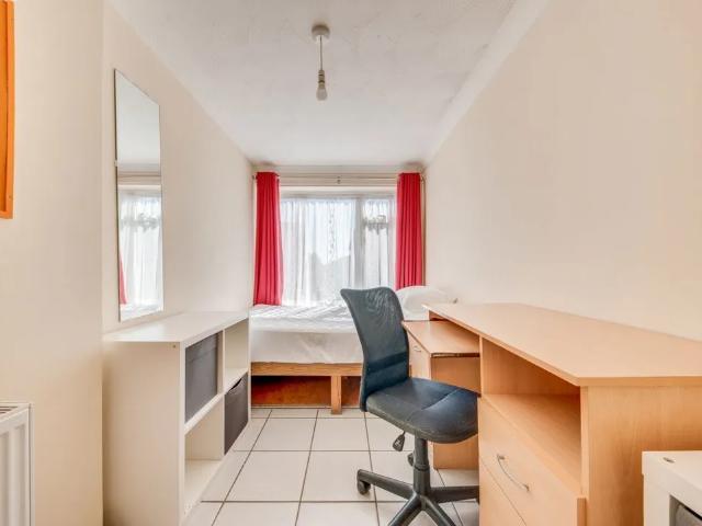 Apartment at Crossways, Canterbury