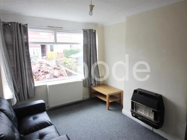 Apartment at Cross Chestnut Grove, Leeds