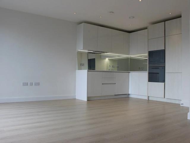Apartment at Cross Lane, Greater London
