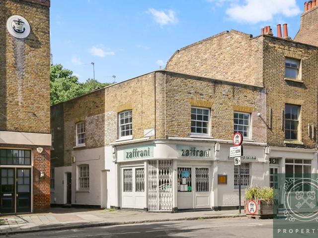 Apartment at Cross Street, Greater London