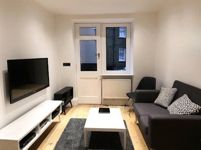 Apartment at Cross Street, Greater London