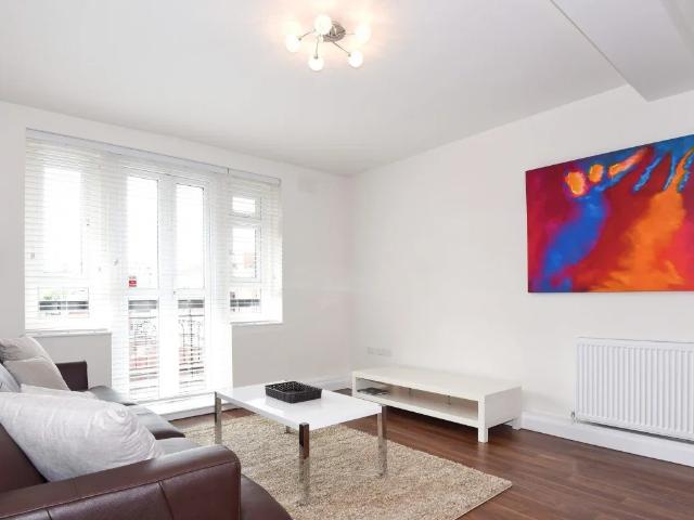 Apartment at Crossford Street, Greater London