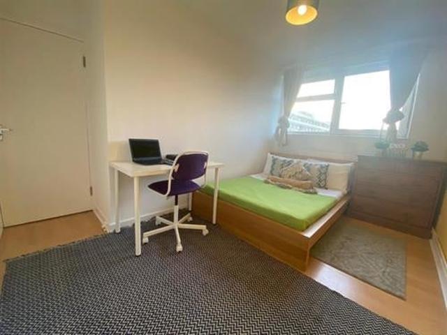 Apartment at Cropley Street, Greater London