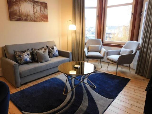 Apartment at Crow Road, Glasgow