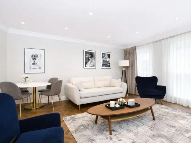 Apartment at Crown Court, City of Westminster