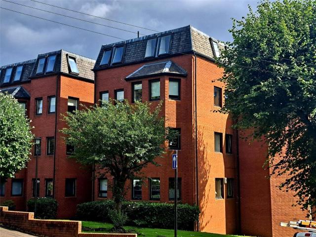 Apartment at Crown Road South, Glasgow
