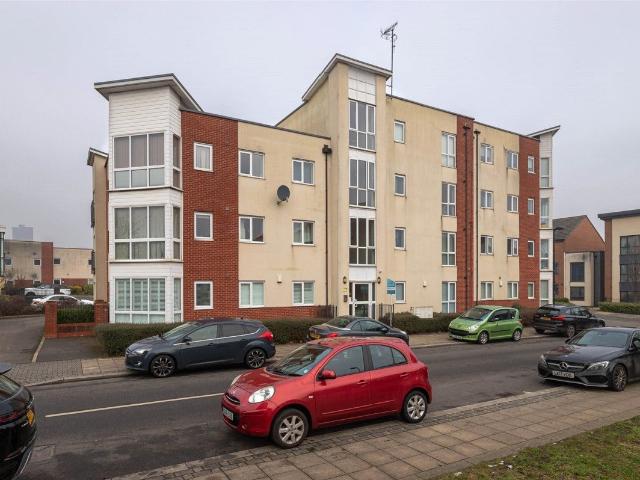 Apartment at Crownford Avenue, Stoke on Trent