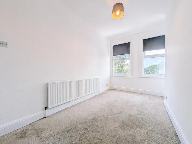Apartment at Crowborough Road, Southend on Sea