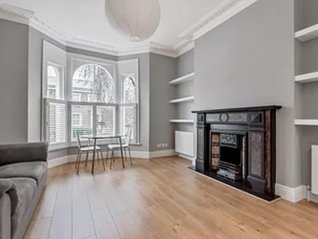 Apartment at Crowhurst Close, Greater London