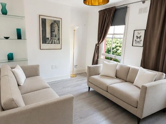 Apartment at Crowland Road, Greater London