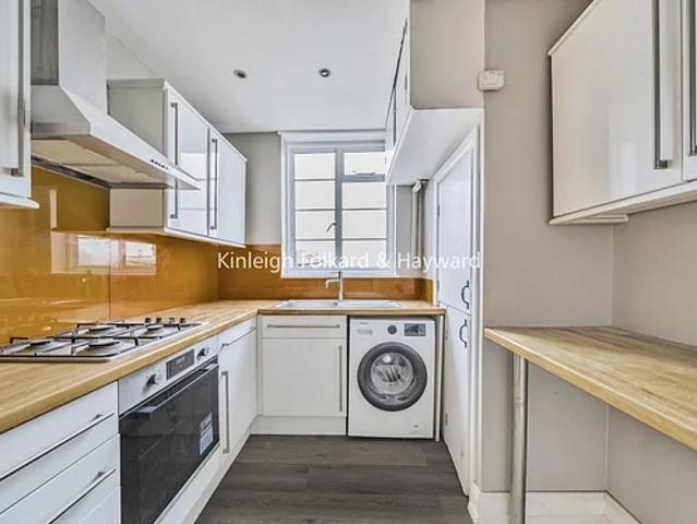 Apartment at Crouch End Hill, Greater London