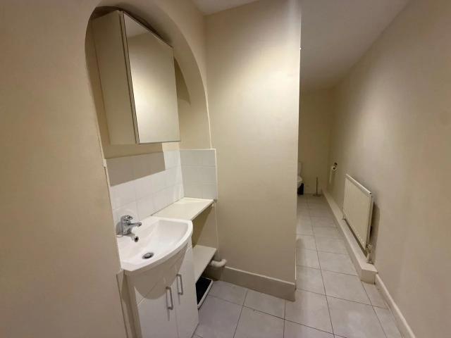 Apartment at Croydon Road, Greater London