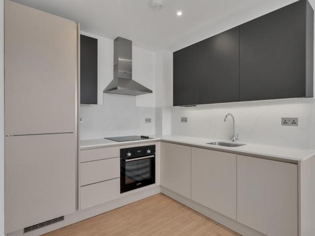 Apartment at Croydon Road, Greater London