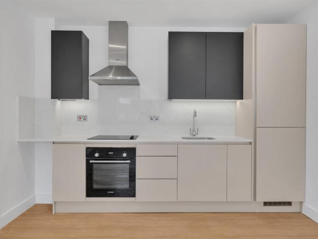 Apartment at Croydon Road, Greater London