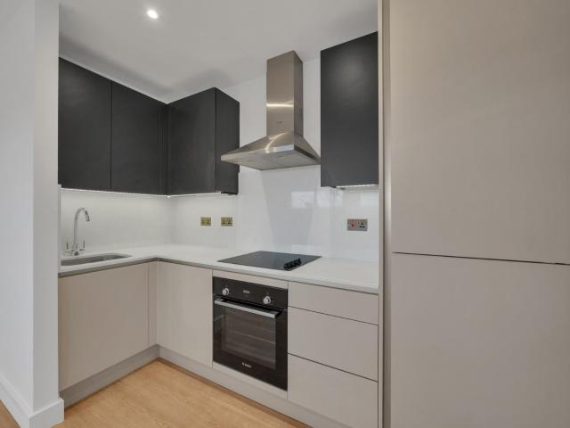 Apartment at Croydon Road, Greater London
