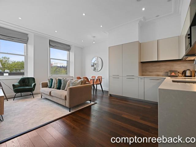 Apartment at Cuthbert Street, City of Westminster