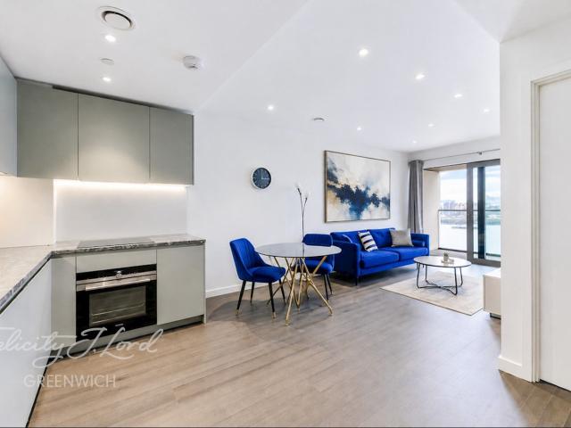 Apartment at Cutter Lane, Greater London