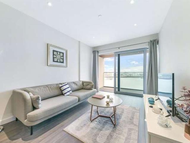 Apartment at Cutter Lane, Greater London