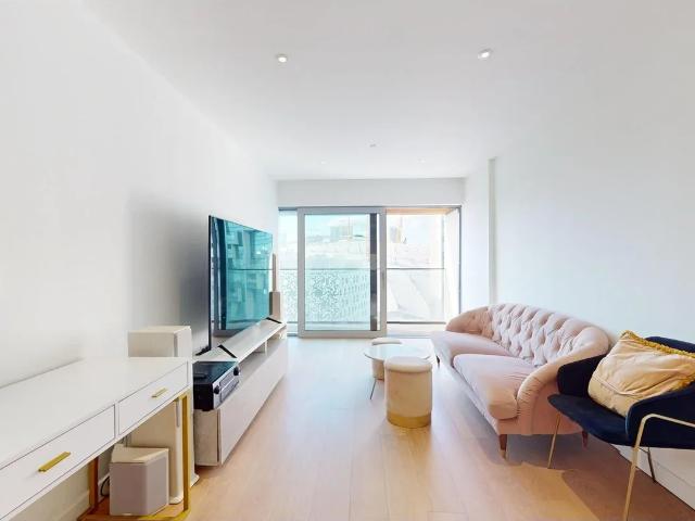 Apartment at Cutter Lane, Greater London